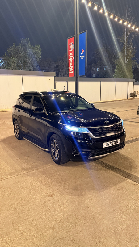 KIA SELTOS 2021 yil Qora rang 2 poz.