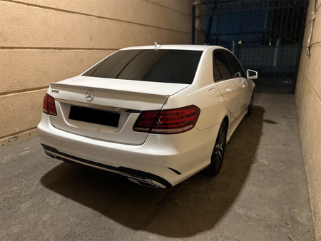 Mercedes Benz W212