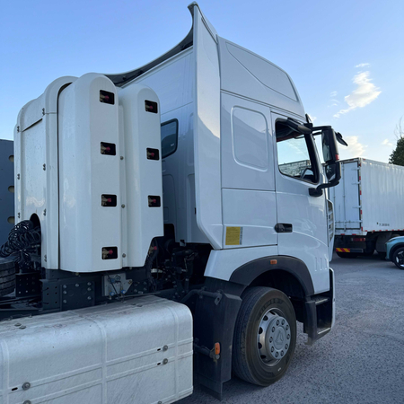 HOWO T7H gazli tyagach 2024 full 36%