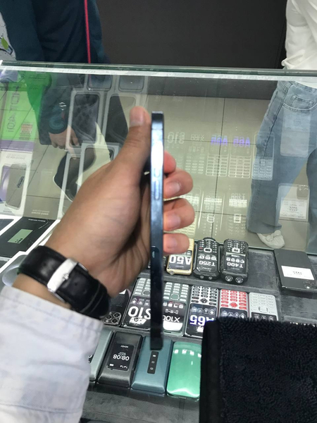 Iphone 12 pro blue