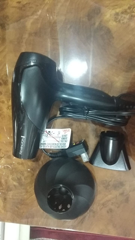 Срочно продается фен Remington