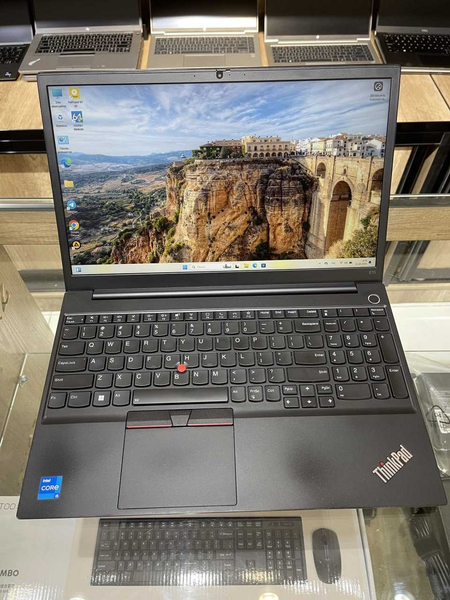 Lenovo ThinkPad E15 Gen 2 Core i5-1135G7 озу8гб хард256ssd
