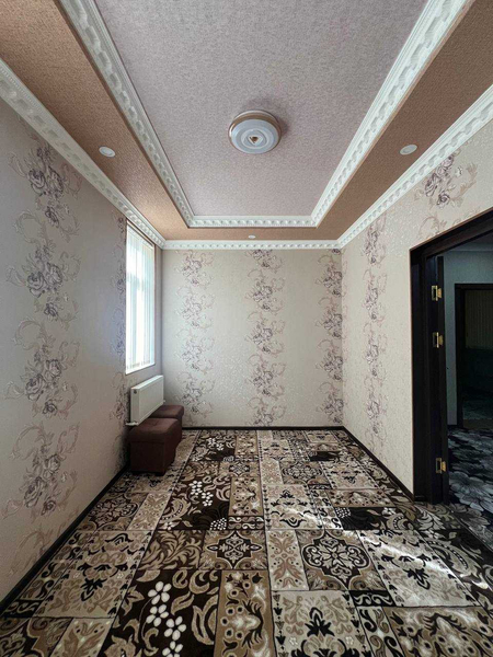 Эълон№4172  4  хонали янги қурилган квартира.