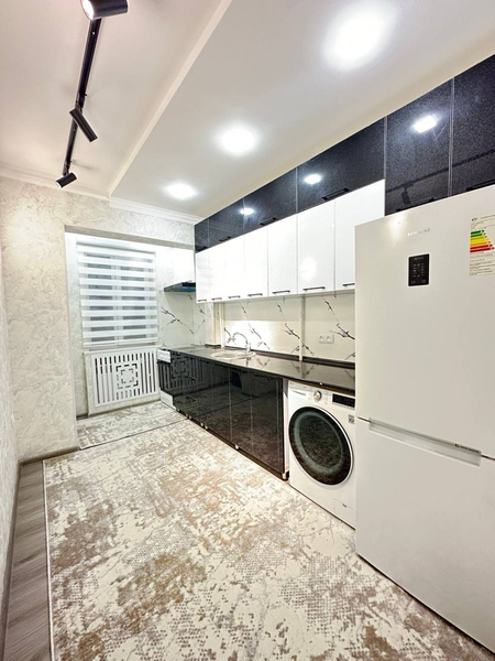 Лабзак 3 ком 115000$