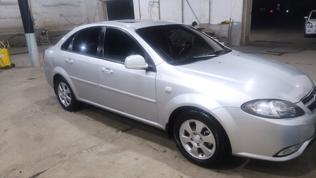 Chevrolet Jentra