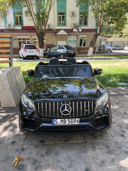 S.MB 5096 Mersadez Benz