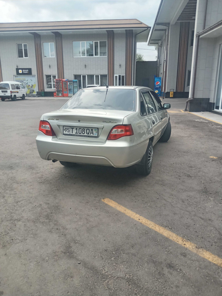 Nexia 2 Dons 2009 yilgi 354000 yurgan