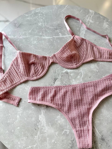 Магазин нижнего белья и купальников ECARTEE Lingerie - только новинки!