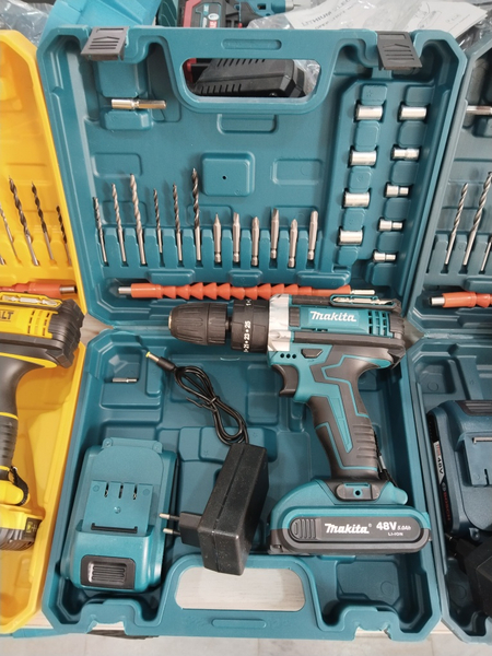 Шуруповёрт bosch и dewalt