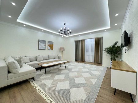 Ойбек - 60 школа, продается х3 комотаная 75м2 новый ремонт + меб тех‼️
