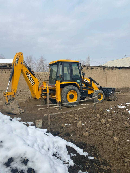 Аренда JCB 3DXS экскаватор погрузчик (2 штук есть)