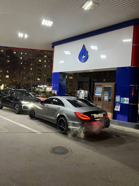 Cls 5.5 Amg sotiladi xolati ideal juda arzon narxda srochna sotiladi