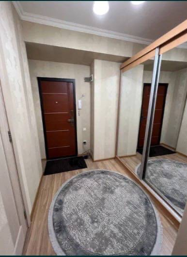 М. Космонофты. 1в2комн. С ремонтом. 48м2