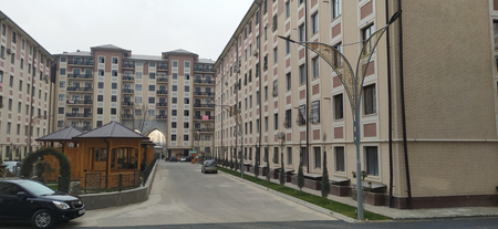 Bek baraka city eshonguzar 3 hona 5 etaj 70 kvm