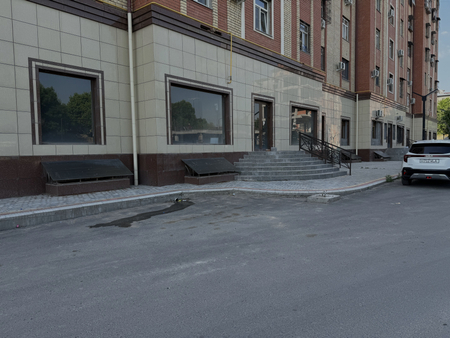 Срочно продается Квартира 1 этаж (можно под не жилой) коробка. ГУНЧА.