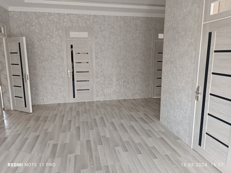 Продается.2.5.сотих.5 ком