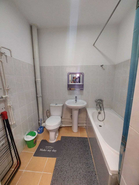 Sergeli 3 bekat oldida квартира арендага beriladi (Qizlarga)