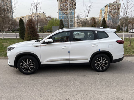 Продается Chery Tiggo 8pro 1,6 turbo
