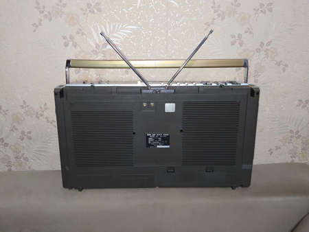 Victor (JVC) M70