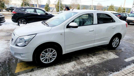 orient leasingda aksiya cobalt avtomobilini bolib tolashga xarid qilin