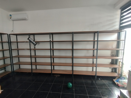 Stelaj,i xaladilnikla Sotiladi