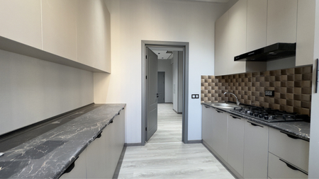 Срочно Продается квартира  53 м²