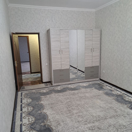 1-этажда, 3-хонали 86 кв. метрли хонадон сотилади