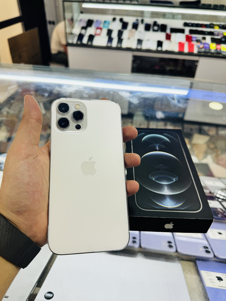 iPhone 12 Pro Max 512 gb silver