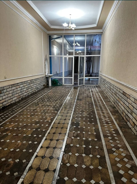Chlonozr 16 kvartl metroga 200metr !