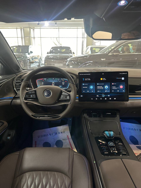 Byd han ev 715km