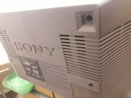 продам телевизор sony