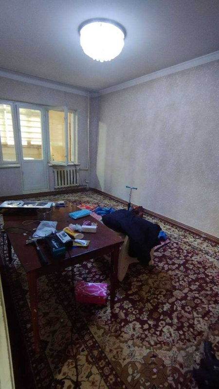 Срочно!Шайхантахур. Гулободда 4 хонали хонадон 2- каватда  сотилади.