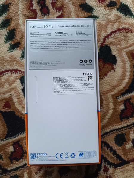 Смартфон Tekno spark