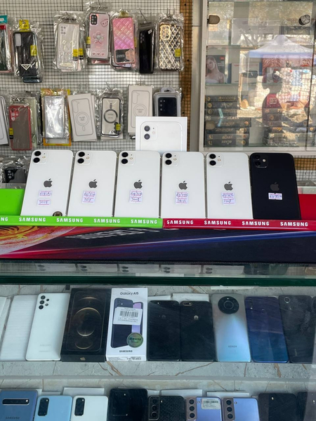 Samsung galaxy S22 plus 5G 8/256 made in Korea