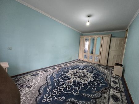Zudlik bilan kvartira sotiladi