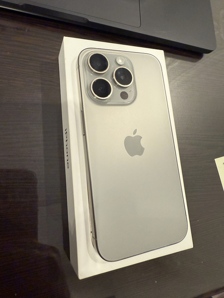 Iphome 15 pro 1 TB