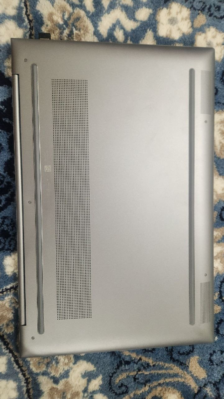 Hp envy laptop 17cr-1087nr