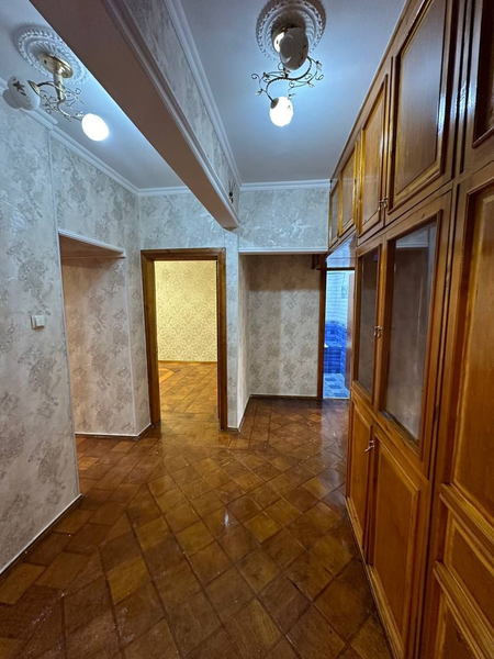 Продам квартиру Сергели 8А 4/6/7