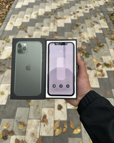 Iphone 11 pro sotiladi yomkst 100 uselinniy qogan joy radnoy jovop