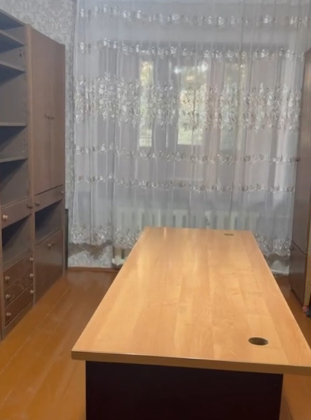 Tinchlik metro yonida 6 xonali xamma sharoitlari bor lubboyiga 650$