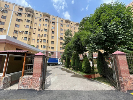 Выгодно Golden House Парккнтский 3/9/9 80м²