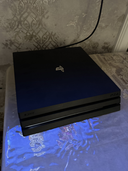 psp4 pro 4k hdr 1t