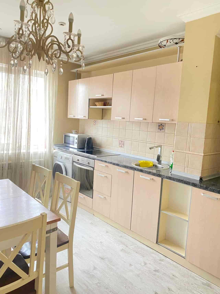 Юнусабад-4 • Автосалон • 2-комн • 70м2 • этаж4/9 • [MGA:032]