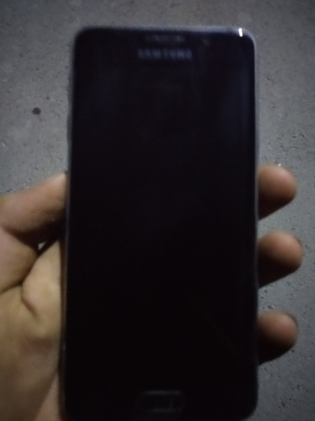 Samsung Galaxy A3 6 1 hafta garantiya