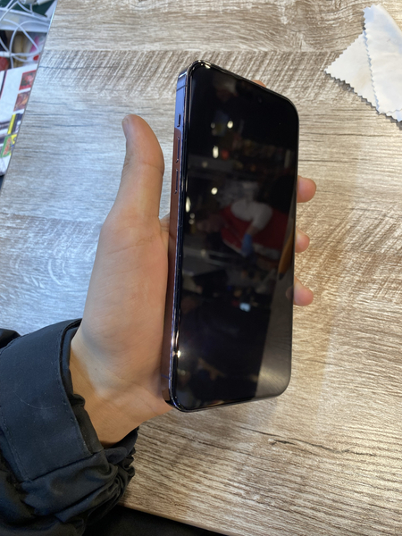iphone 14 pro max esim