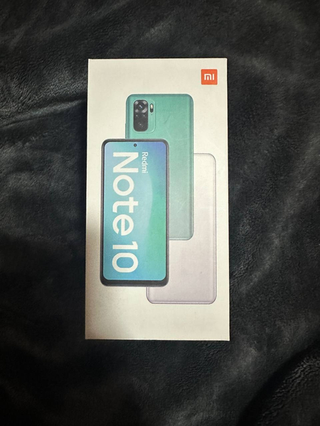 Redmi note 10 в отличном состоянии,срочно
