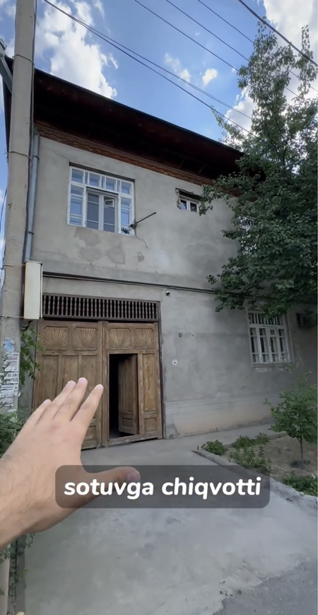 Bodomzor 4 sotik  uchaska sotiladi
