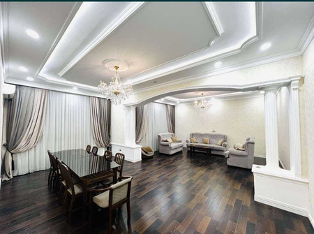Gabus building 4 room 3 bed 2 bath Taras Shevchenko street metro Oybek