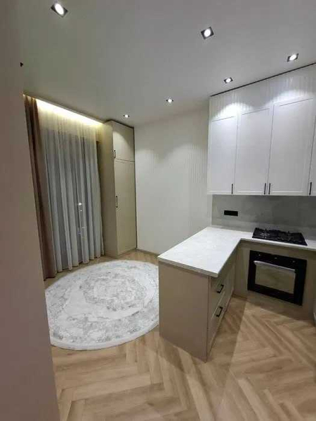 Срочно Продается 2х  квартира Xon saroy 50м2