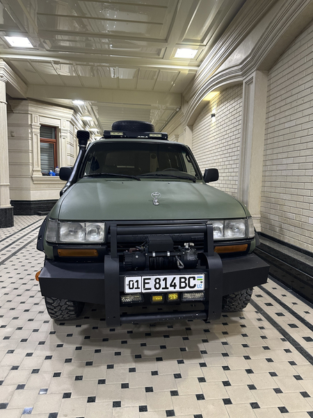 Toyota  Land Cruiser 80